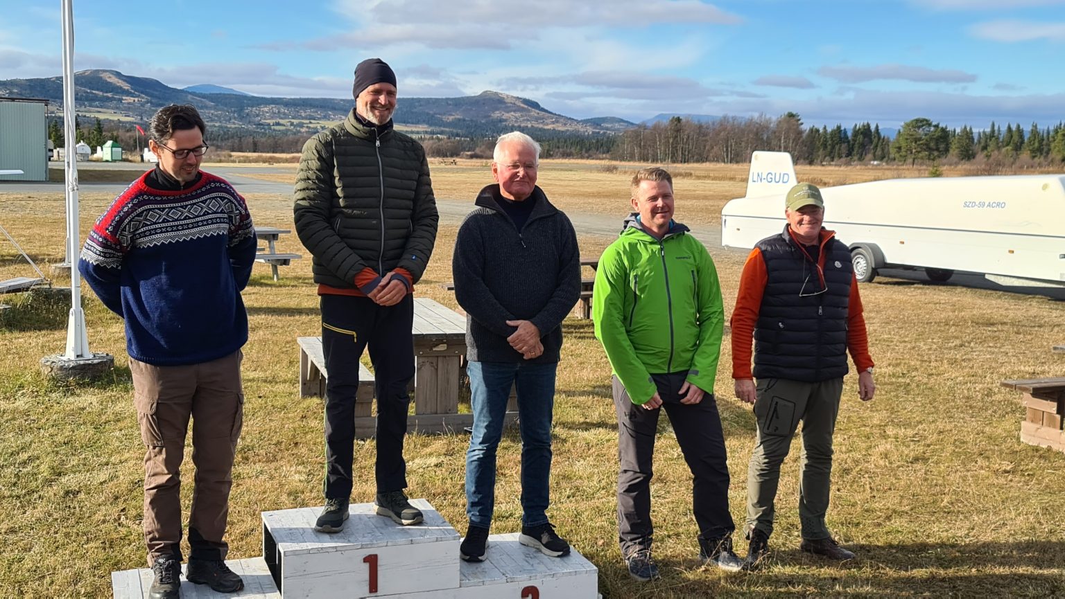 Hallingdal Flyklubb | Hallingdal Flyklubb på Klanten Flyplass ENKL ...